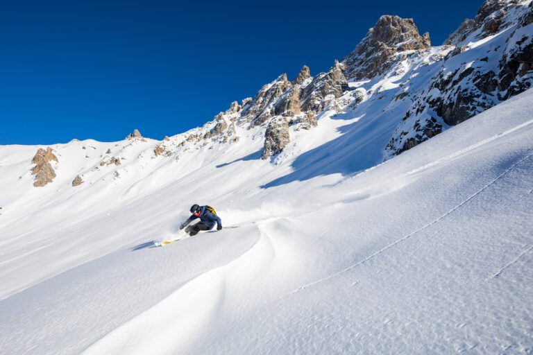 Skiing Off-Piste: Expert Guide & Safety Tips | Ski basics